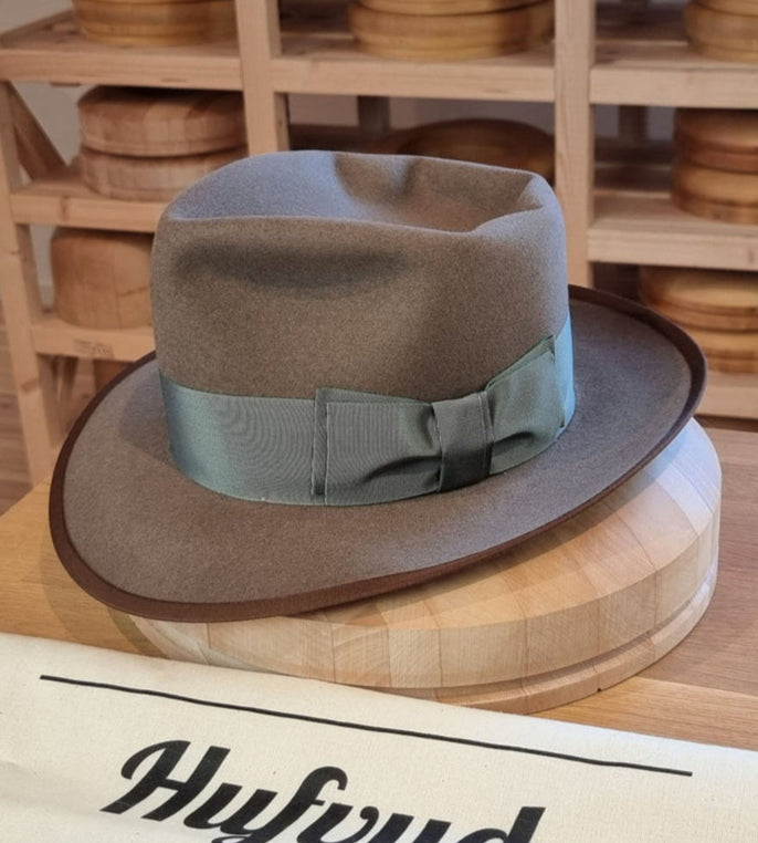 Hufvud Hatmaker